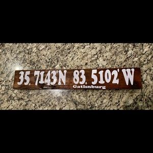 Accents | Custom Wooden Gatlinburg Sign | Poshmark